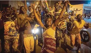 IVORY COAST STUN SENEGAL - PressReader