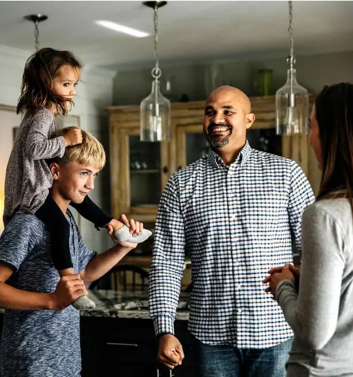 How to tackle tricky conversati­ons about blended families - PressReader