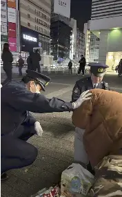 Police on alert amid rise in thefts targeting drunken nappers - PressReader