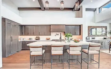 College president pays $3.85 million for a home in north Scottsdale ...