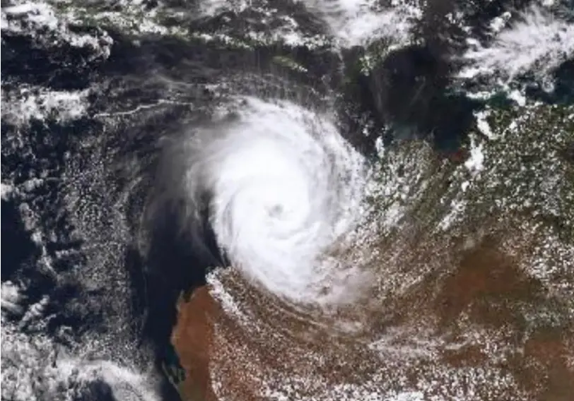 Tropical Cyclone Narelle intensifie­s off WA as it continues rare path ...