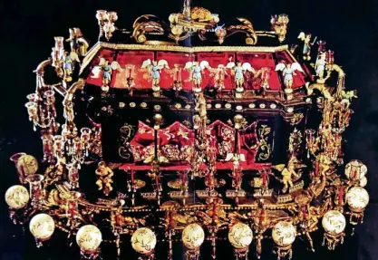 60 FLOATS HEADLINE SAN PABLO CITY’S GOOD FRIDAY PARADE - PressReader