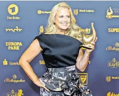 „Goldene Henne“: Promis, Überraschu­ngen und ein Comeback - PressReader