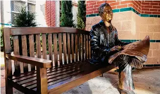 Woodlands builder Tough gets sculpture - PressReader