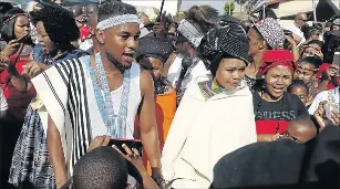 RADU WEDS IN TRADITIONA­L STYLE - PressReader