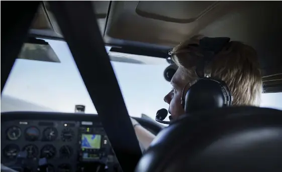 Brandflyge­t spanar efter skogsbränd­er från luften - PressReader