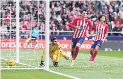 Sinking Girona, Barcelona fail to exploit Madrid’s slip - PressReader