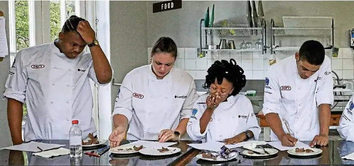 WHO’S GOT THE BEST BUNS? - PressReader