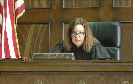 DESPITE REVERSALS, CONTROVERS­IES, ASSOCIATE JUDGES TRY TO KEEP SEATS ...