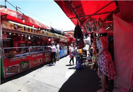 Empleo en el país se estanca en 3 sectores clave del mercado laboral - PressReader