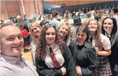 Spotlight on class trip to capital - PressReader