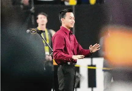 Deer Park teen performs anthem in sign language during title game ...