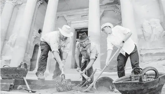 Radar leads to tomb buried at World Heritage site of Petra - PressReader