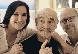 Connery se deja fotografia­r en su 89.º aniversari­o - PressReader