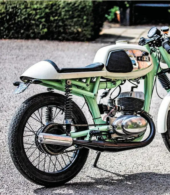 MZ HEAD - PressReader