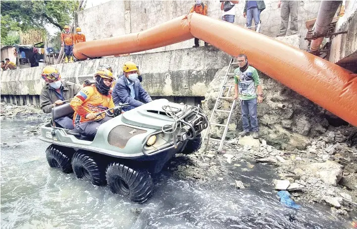 ‘War’ vs flood starts - PressReader