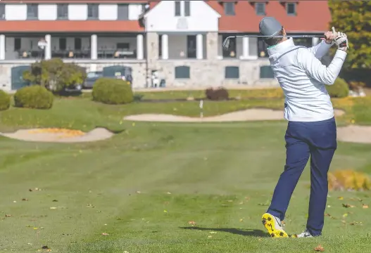 Golfer scores rare hole-in-one and albatross in same round - PressReader