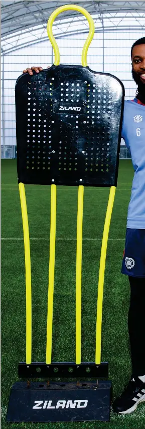 Diamond geezer Baningime fitting into new role at Hearts - PressReader