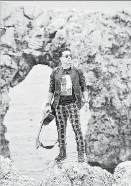 Una canción inspirada en el ‘a poc a poc’ y la belleza de la Isla - PressReader