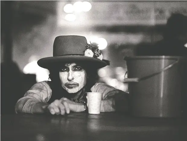 Scorsese, Dylan take magical romp through Rolling Thunder. - PressReader