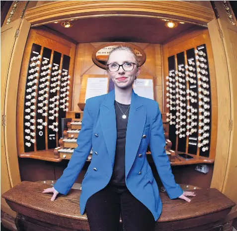 Fan flew from America to stalk ‘Tiktok organist’ - PressReader