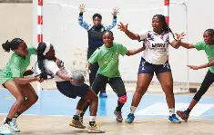 Calendário coloca pequenos em apuros - PressReader