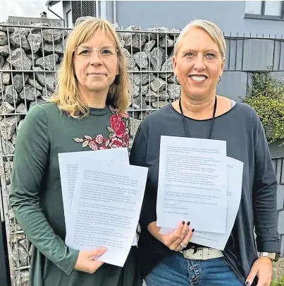 Eltern kämpfen weiter für Lehrer Giacomo Pizzo - PressReader