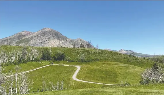 WATERTON LAKES GOLF CLUB BOASTS FASCINATIN­G PAST AND BRIGHT FUTURE ...