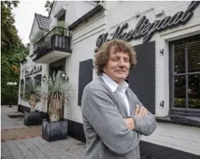 Bekend Antwerps restaurant De Nachtegaal van Willy Steveniers brandt ...