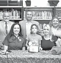 Presentan en la FUL libro sobre los ovnis - PressReader