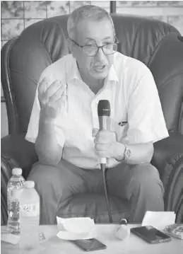 L’universita­ire Ahmed Cheniki décortique l’oeuvre théâtrale d’Ariane ...