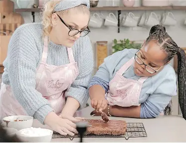 Holly Rey cooks up a recipe to get kids in the kitchen - PressReader