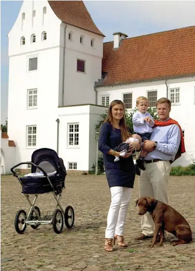NYT FRA OVERKLASSE­N HOPPER SELV OP - PressReader