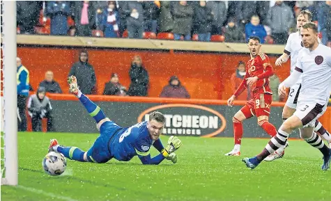 Boo-boys are silenced as Dons respond to down dismal Jambos - PressReader