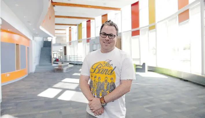 TEACHING HISTORY - PressReader