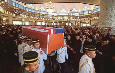 ROYALS PAY TRIBUTE TO ABDULLAH - PressReader