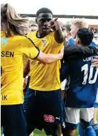 DRAMATISK FARVEL - PressReader