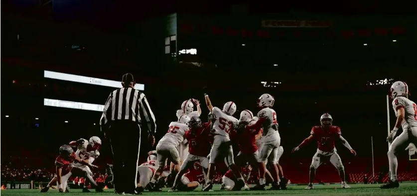 Wakefield goes deep to pull away from Melrose - PressReader