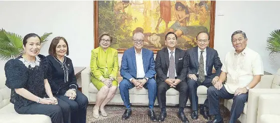 Phl debt hits P14.15 T in 1st half - PressReader