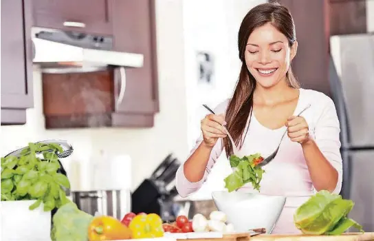 8 recomendac­iones para propiciar y mantener una alimentaci­ón saludable - PressReader