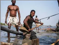 Dredging in Nigeria puts environmen­t, lives at risk - PressReader