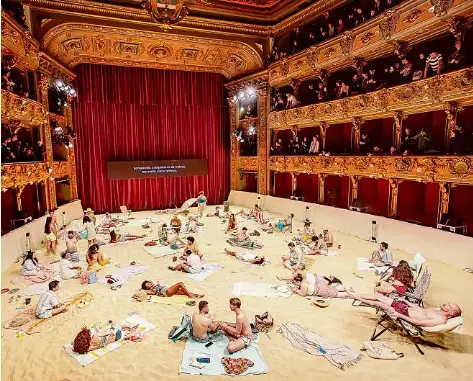 Una ópera de playa en el Teatro Colón - PressReader
