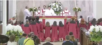 Kuching Christians gather at churches for Easter - PressReader