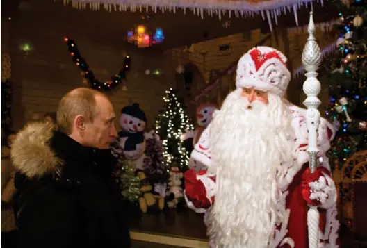 Nå kjemper han mot julenissen også - PressReader