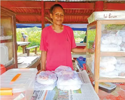 Fish Vendor Struggles with Rising Costs, Competitio­n - PressReader
