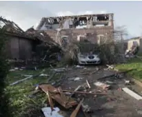 Krachtige tornado verwoest huizen in Frankrijk - PressReader