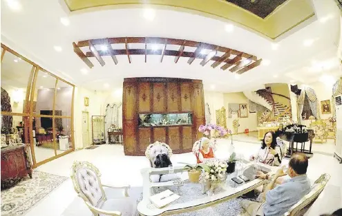 Joel Cruz — living simply in the midst of grandeur - PressReader