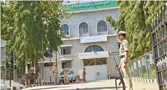 ‘Resolving network issues near central jail commercial­ly unviable ...