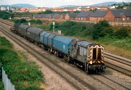 Model Spot – Accurascal­e JSA steel wagons - PressReader