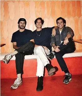 Neutrale, de ropa a hostelería - PressReader